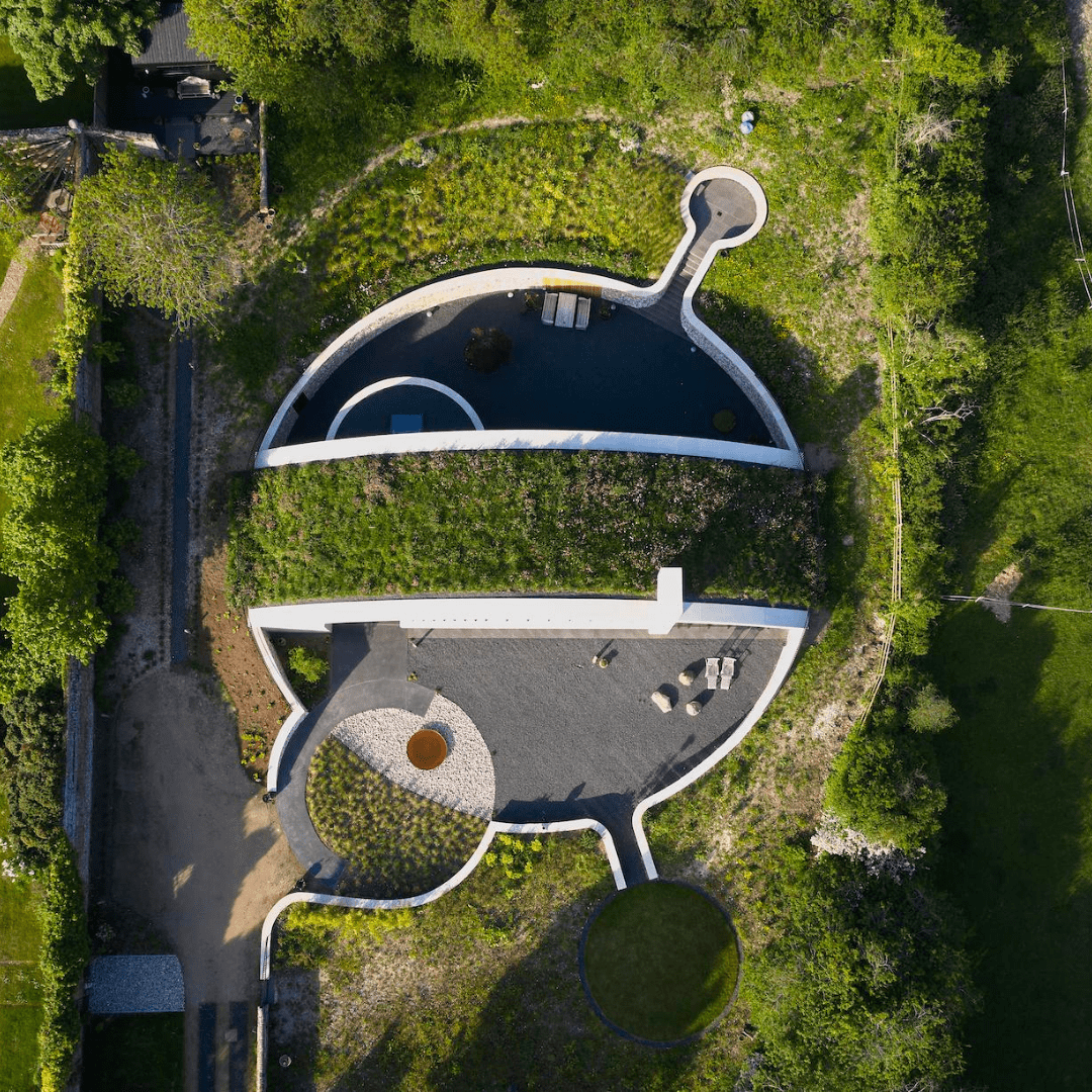 Kiss House: project e-book — Ashraya building in the AONB.